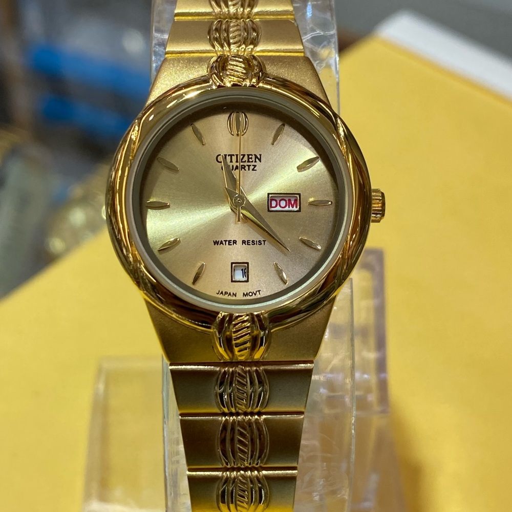 Citizen Brand Watch Small Size For Ladies - Gem